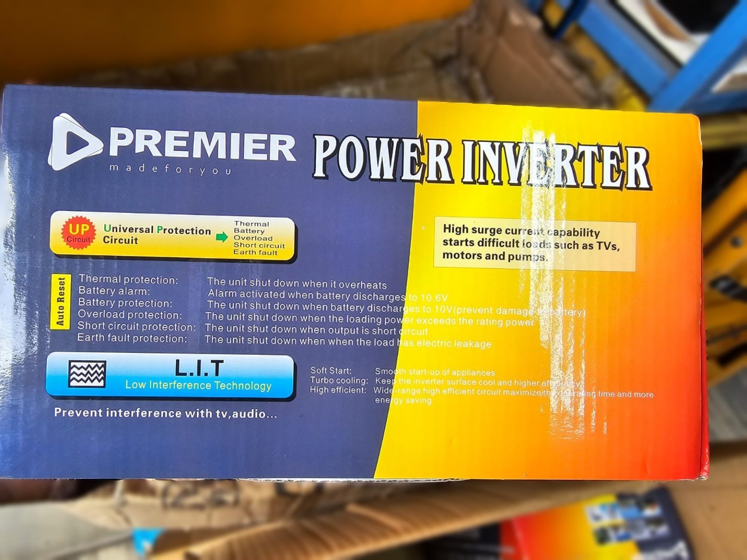 2000watts Pure Sine Wave Solar Inverter with Charger Premier - Macire ...